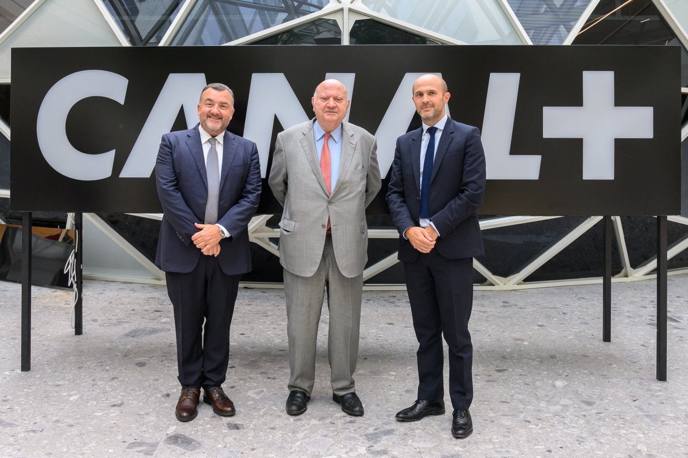 [Archive] Canal + : « Notre nouveau siège est un lieu qui nous ...